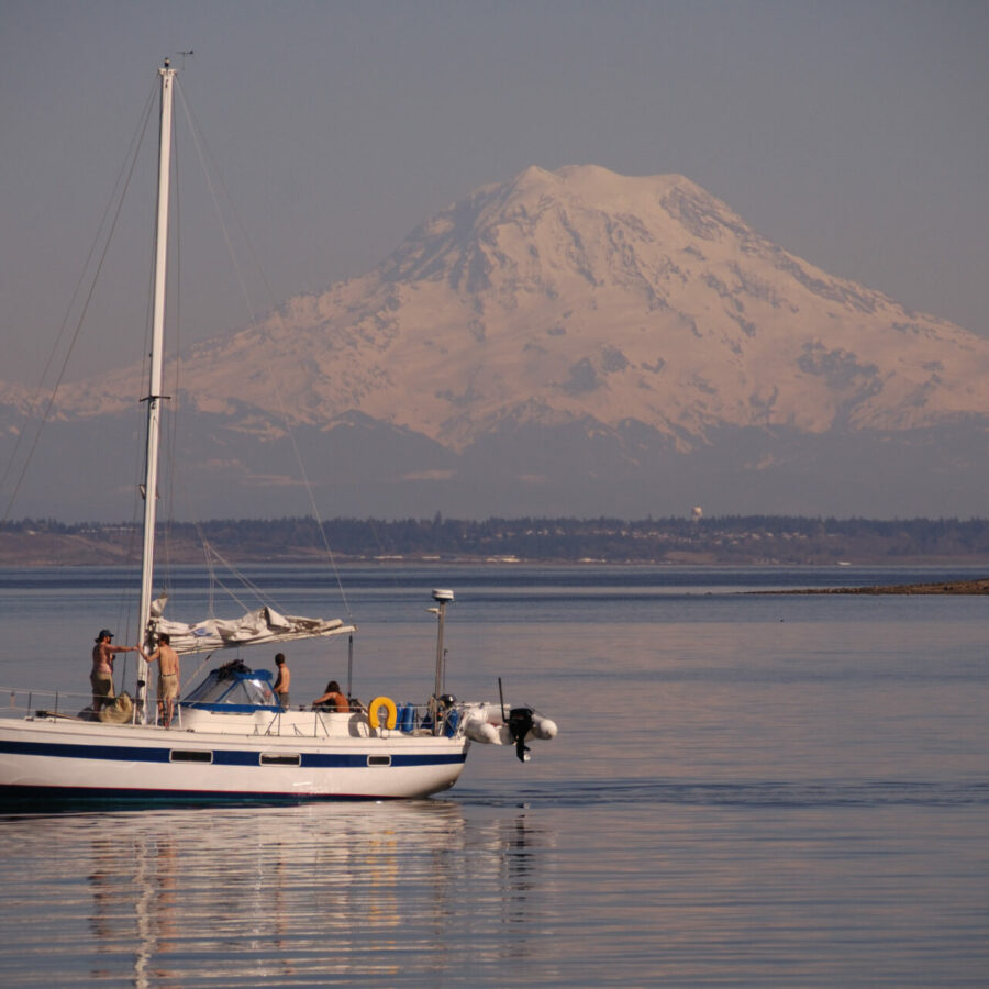Taiwan Trawlers - Pacific Yachting