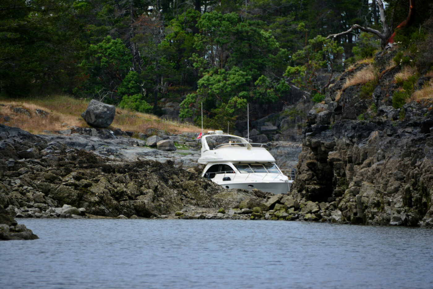Smuggler Cove, Sechelt Peninsula - Pacific Yachting
