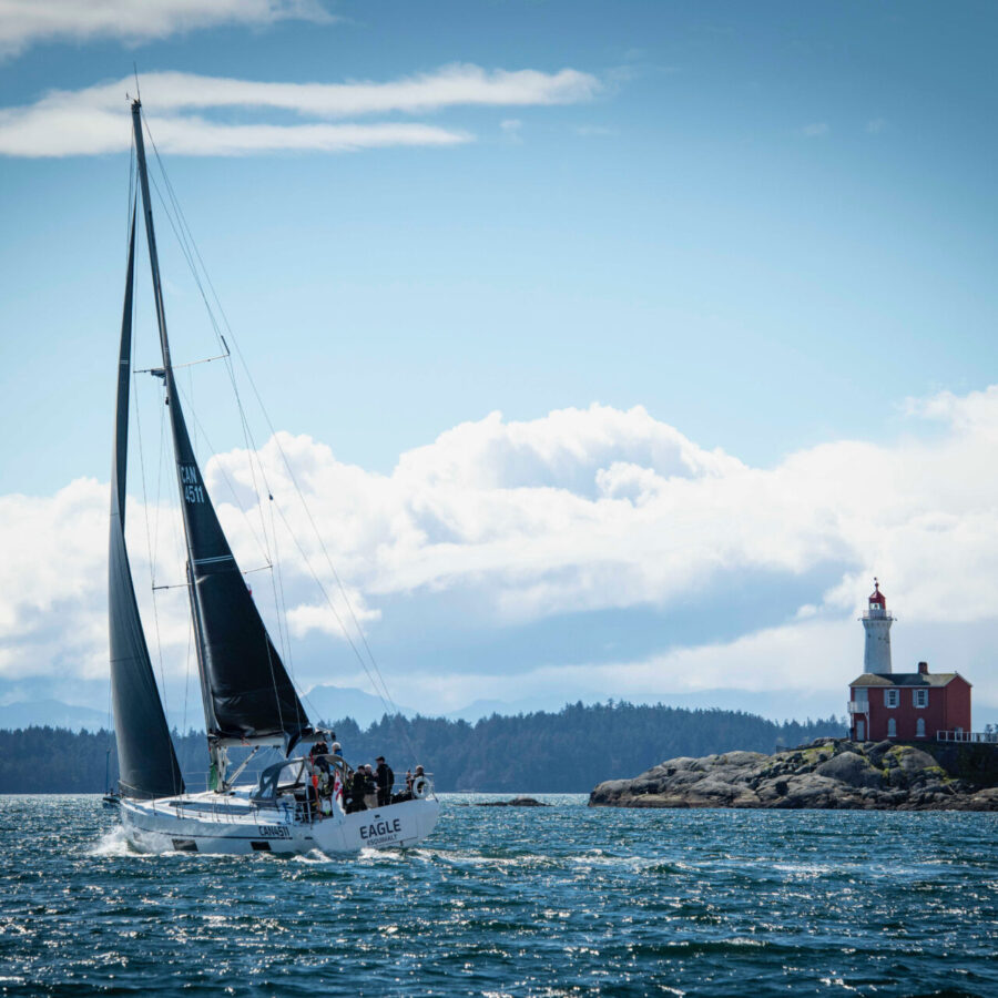 Taiwan Trawlers - Pacific Yachting